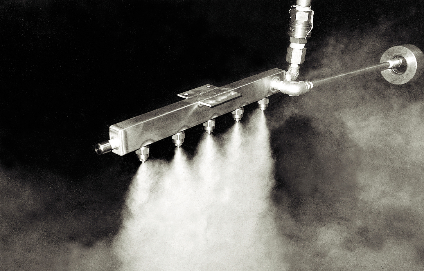 Integrated pneumatic spray nozzle header | BIM | Ikeuchi Europe