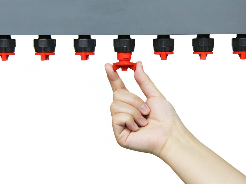 Chemical resistant spray nozzle header | PCB cleaning | INVVEA | Ikeuchi